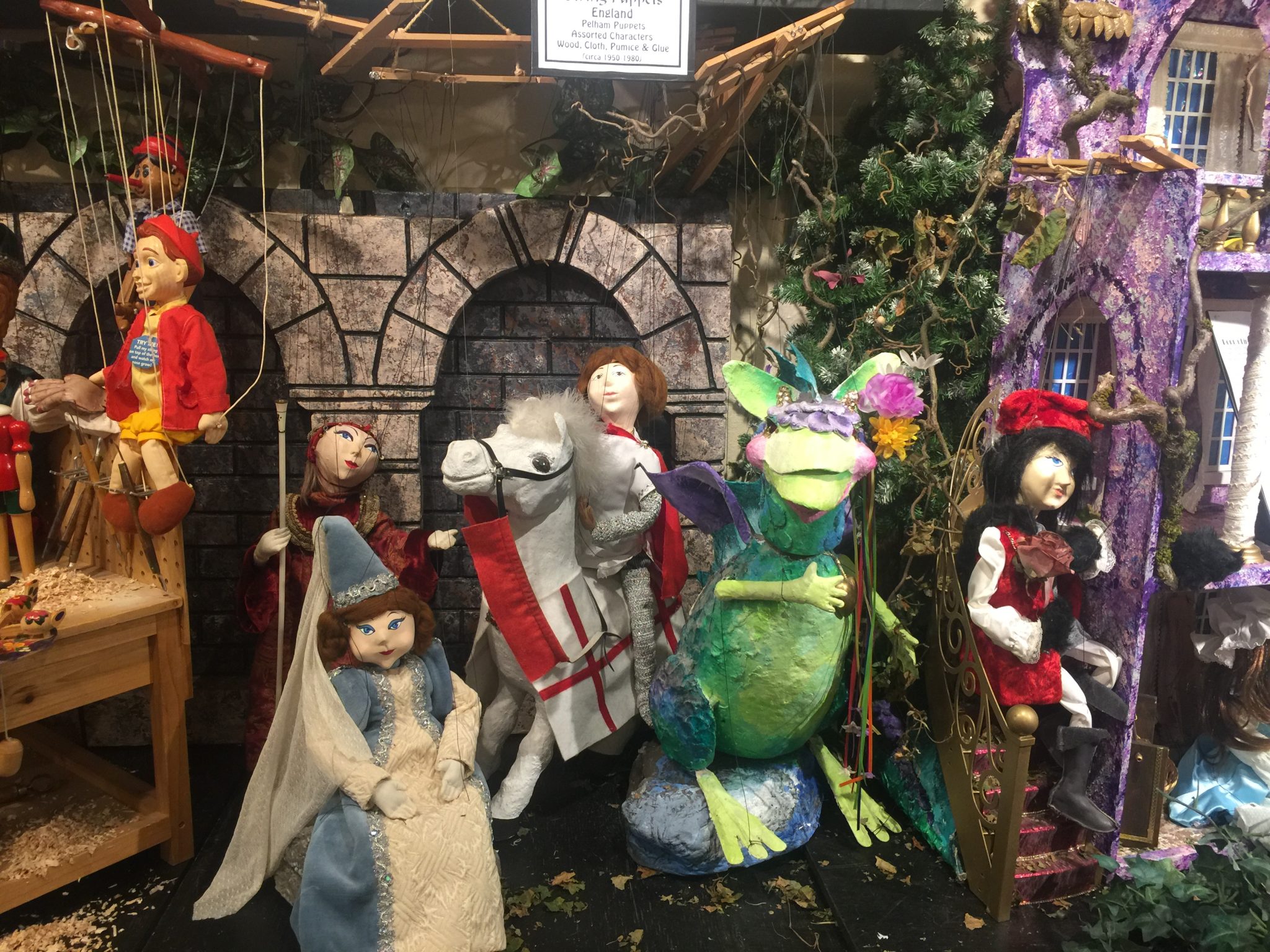 Current Exhibit - Portland Puppet Museum
